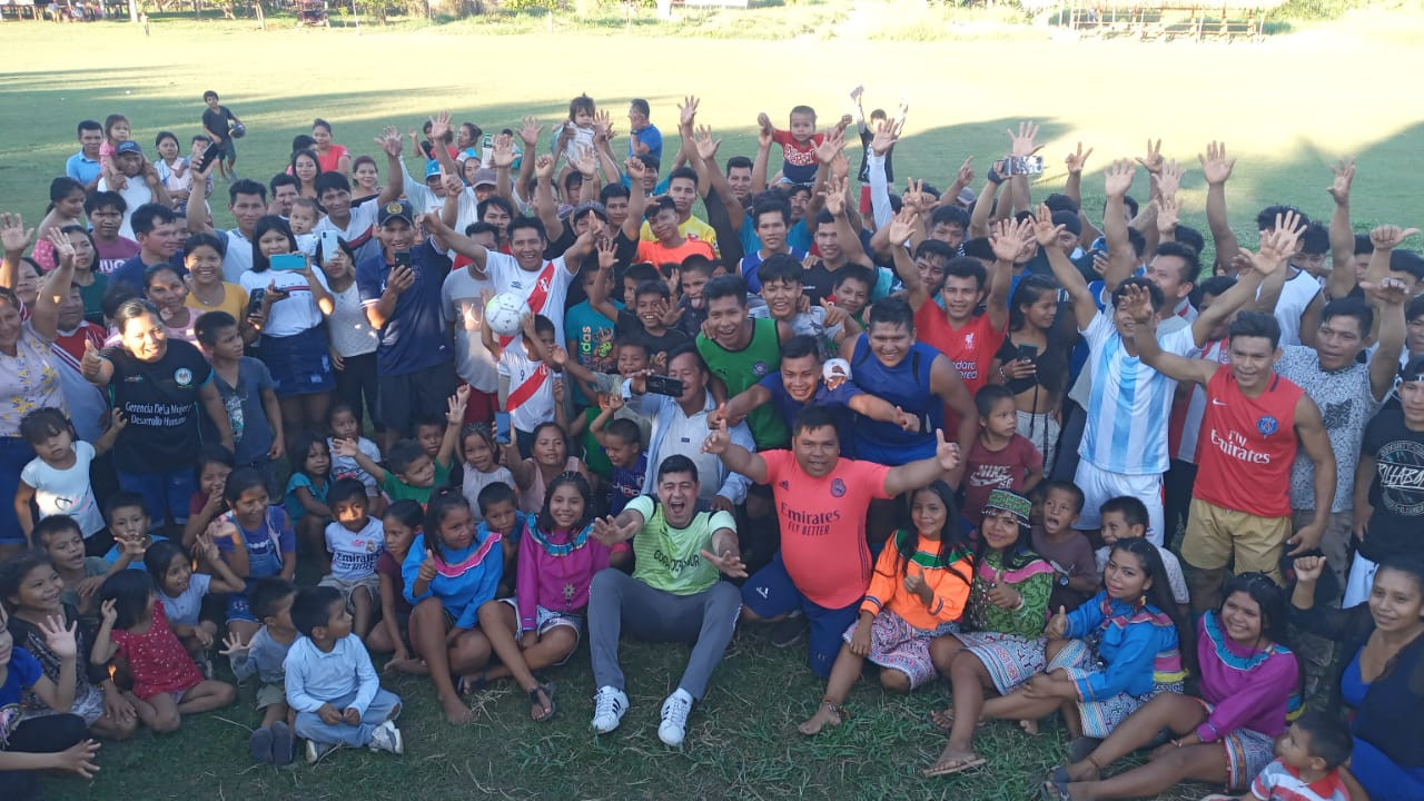 VISITA DE “CHECHO” CAUSÓ SENSACIÓN EN NARANJAL Y SHAMBO PORVENIR