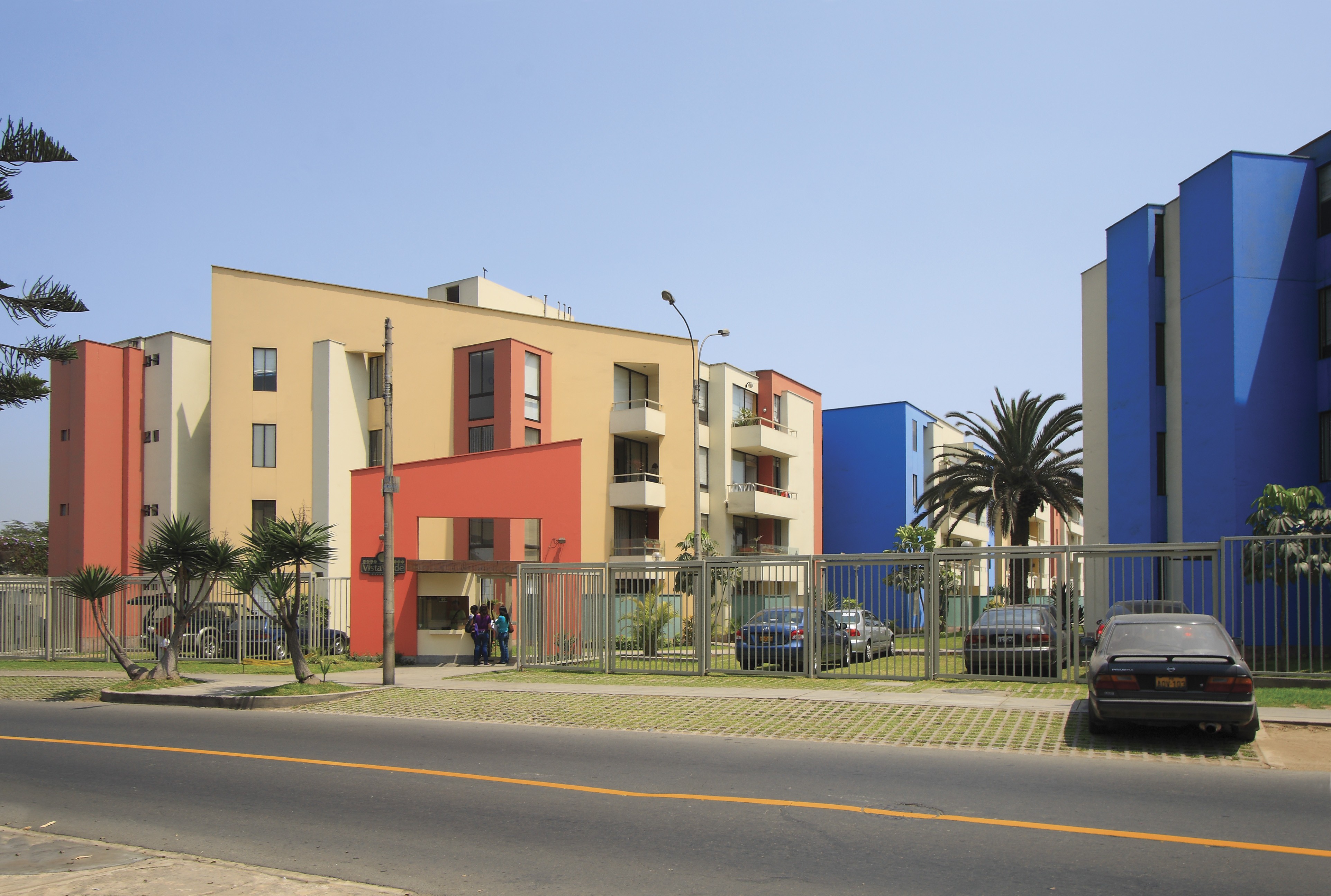 Diseño de Edificios Multifamiliares Arquitecto Samuel Cárdenas